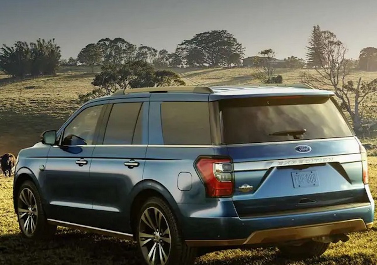 Ford Motor Company (F) Investing C$1.8 Billion To Build Electric ...