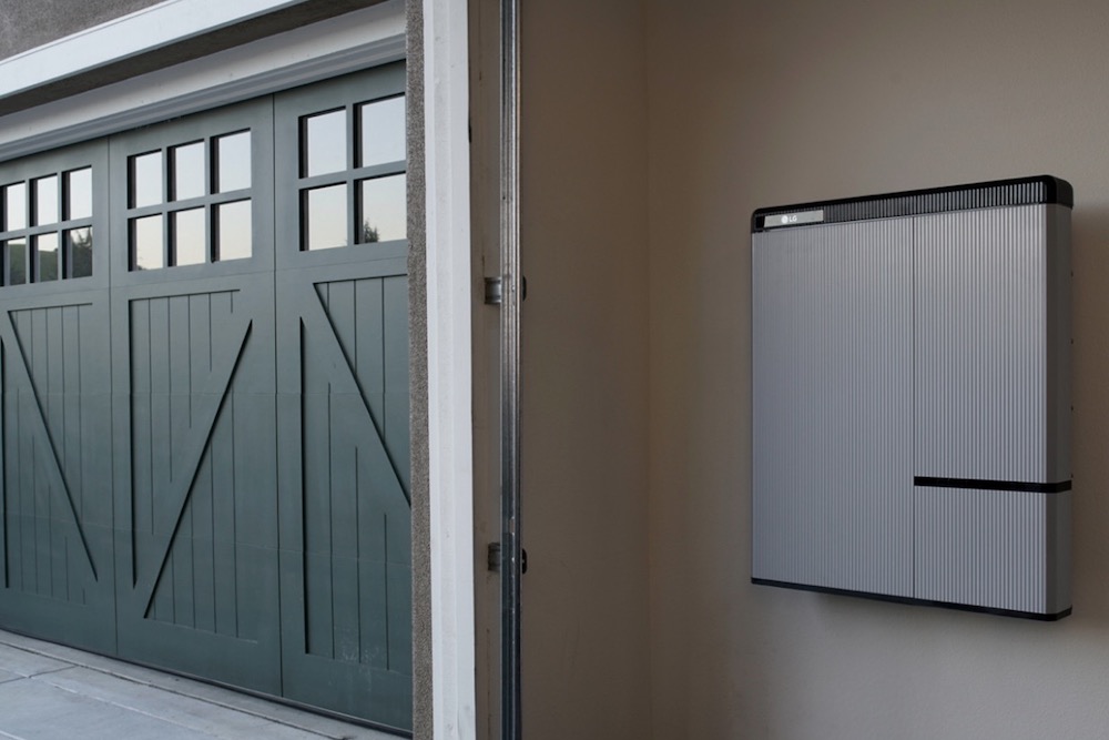 Why Sunrun (RUN) Is Buying Vivint Solar Inc (VSLR) In A $3.2 Billion Deal